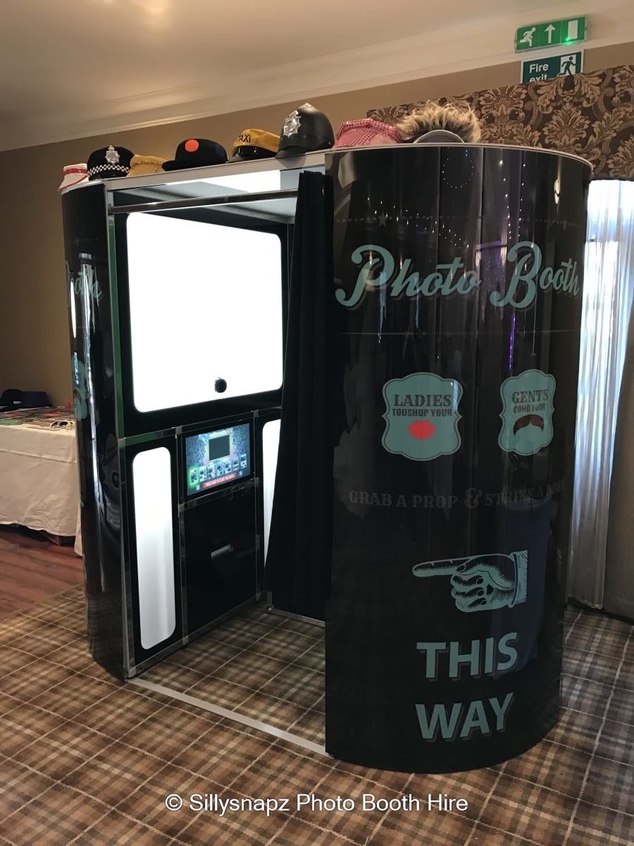 classic photo booth hire