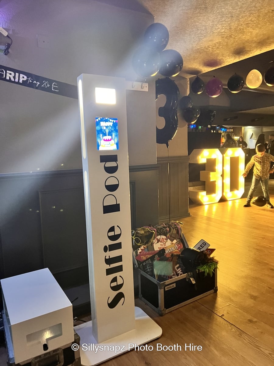 Unstaffed Selfie Pod - Photo Booth & Led Letter Hire in Aberdeen ...